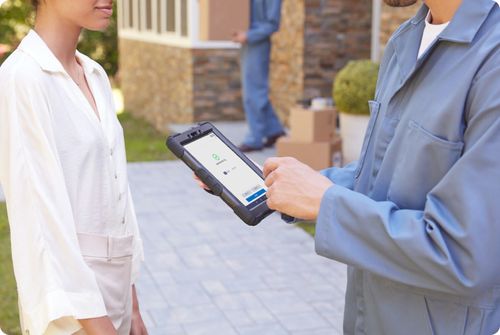 Accept credit cards on any iOS & Android device with SwipeSimple