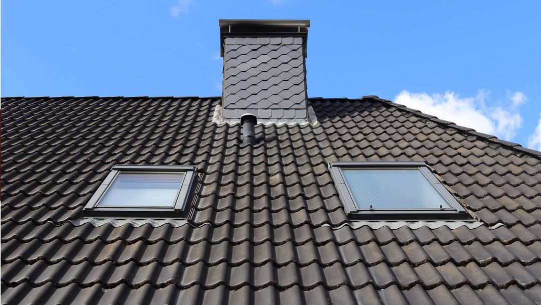 How to Fix a Velux Window Leaking Issue [2024 Guide]