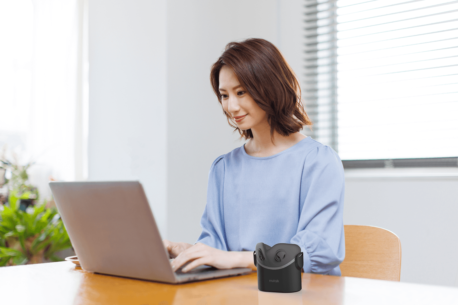 mutalk 2 - 高音質ワイヤレス防音マイク | Shiftall