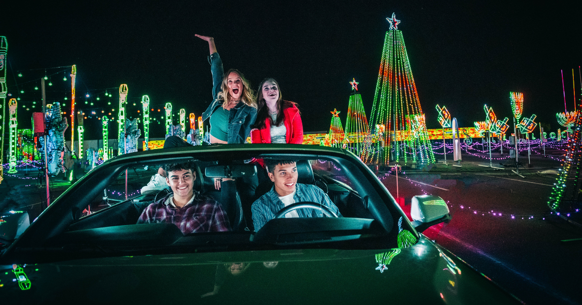 Home | Best Drive-Through Light Show | World of Illumination