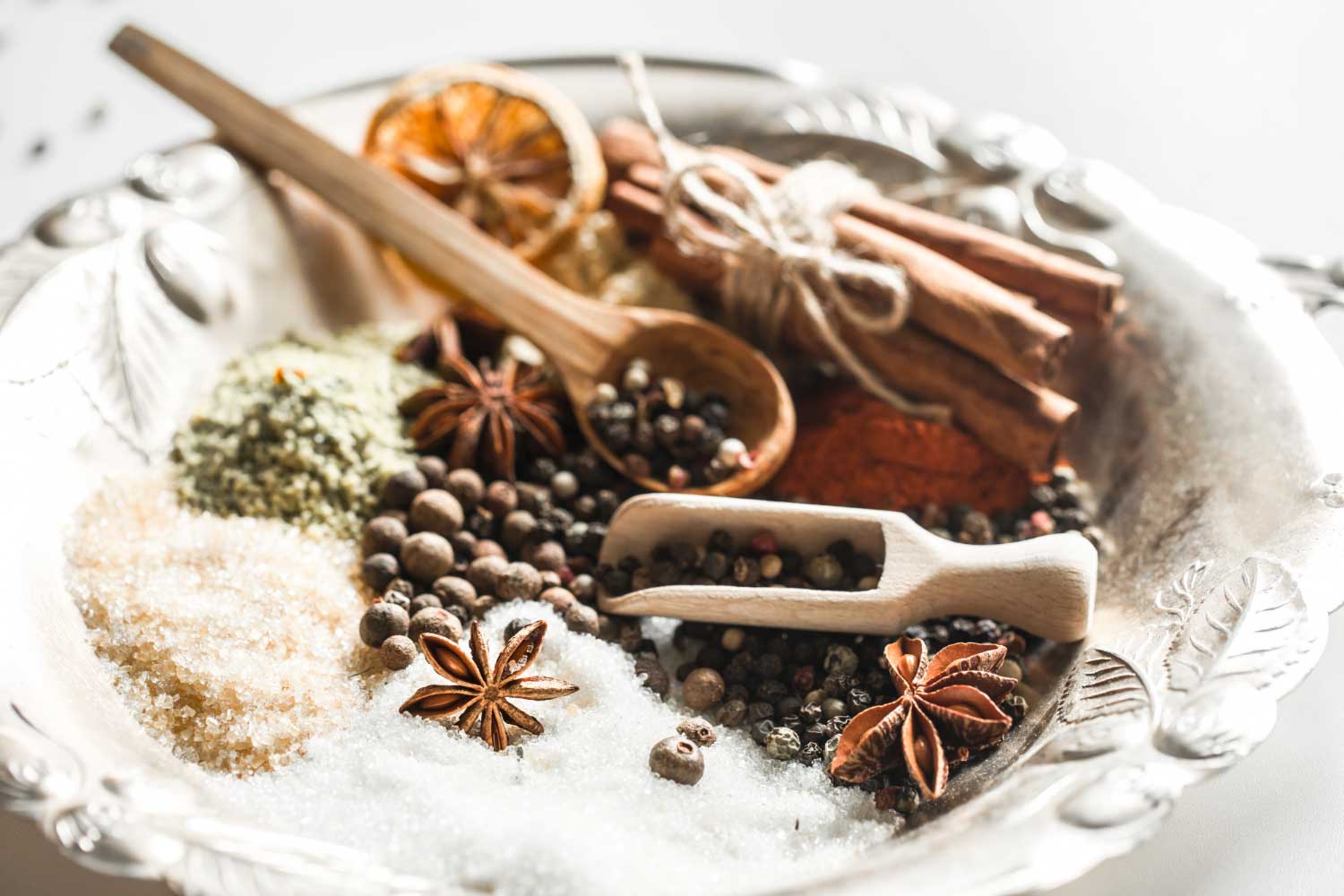 Christmas herbs and spices - traditional flavours with powerful health ...