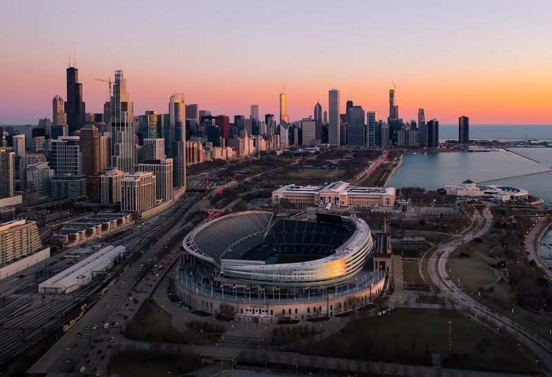 12 Best Stadiums in Chicago: Venues & Capacity | Infinity Transportation