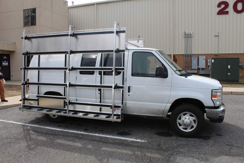 MyGlassTruck | America's Glass Rack Leader