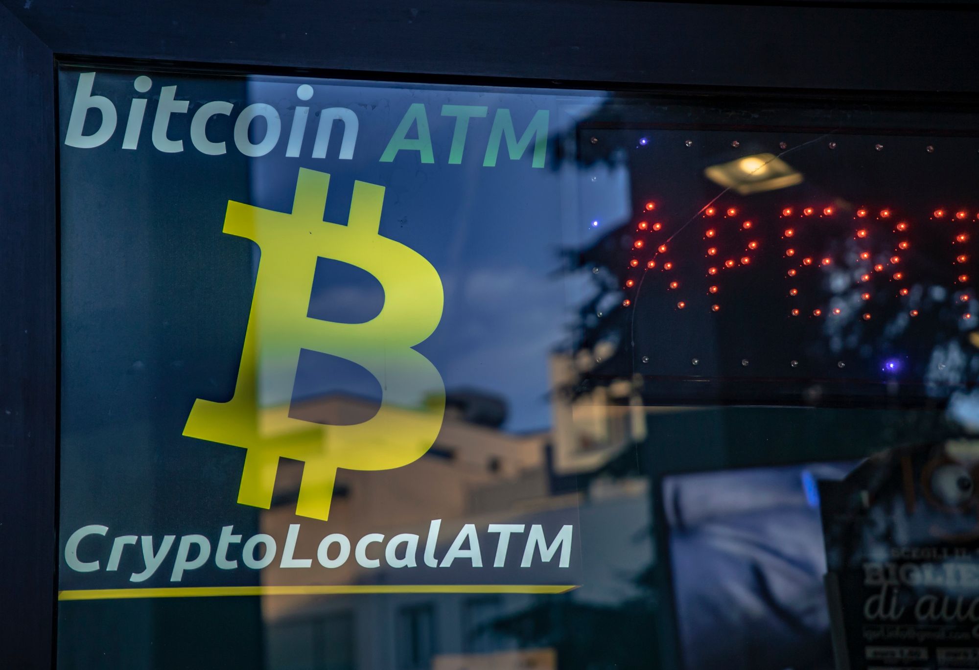 Bitcoin Atm Rules By Country Fees Limits And Regulations Explained