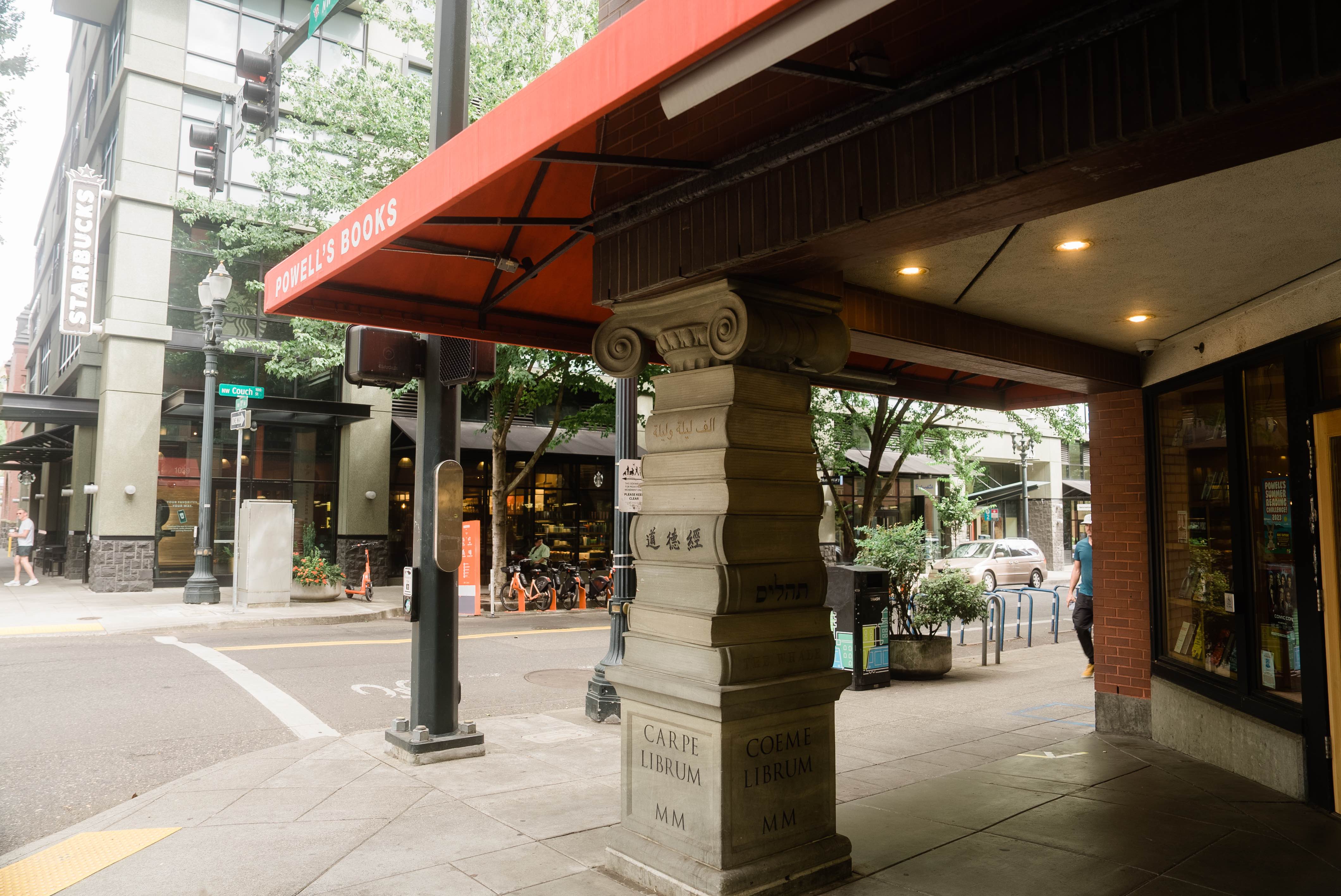 What to Know Before Visiting Portand, Oregon's Powell's City of Books ...