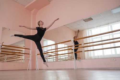 The Benefits of Ballet: Strength, Flexibility, & Endurance