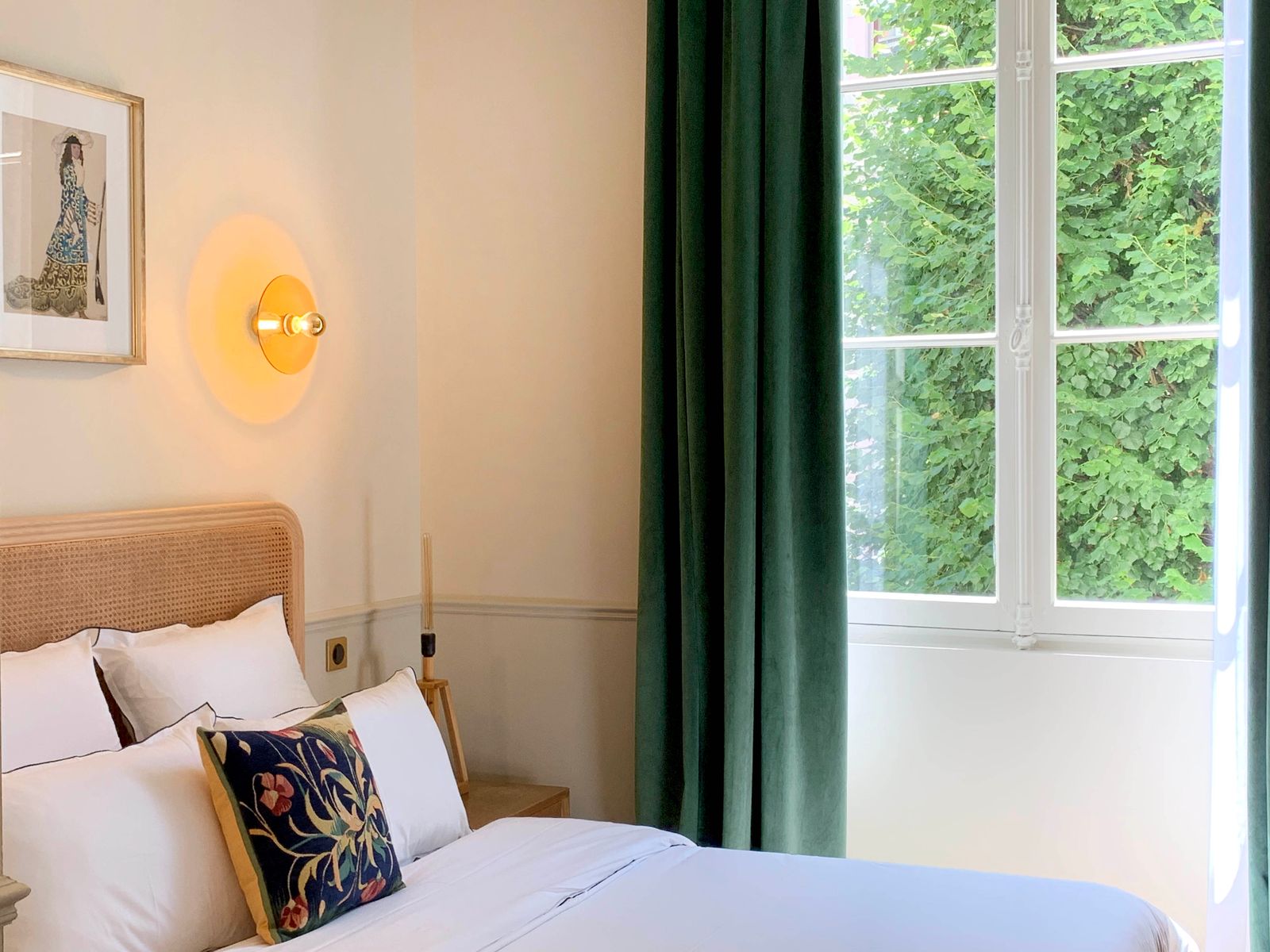 Hotel Bristol Pau | Hotel *** in the heart of the historic centre