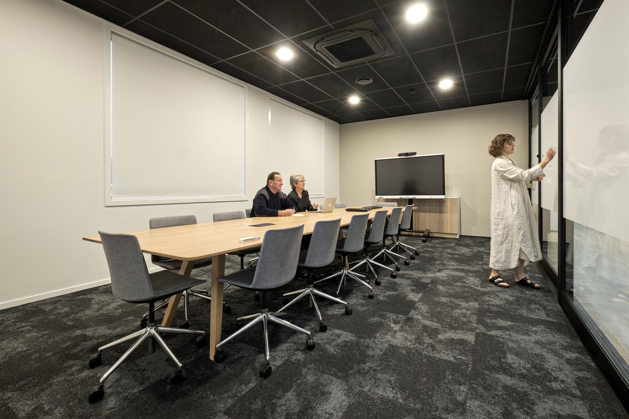 Advance Build | Studio DB