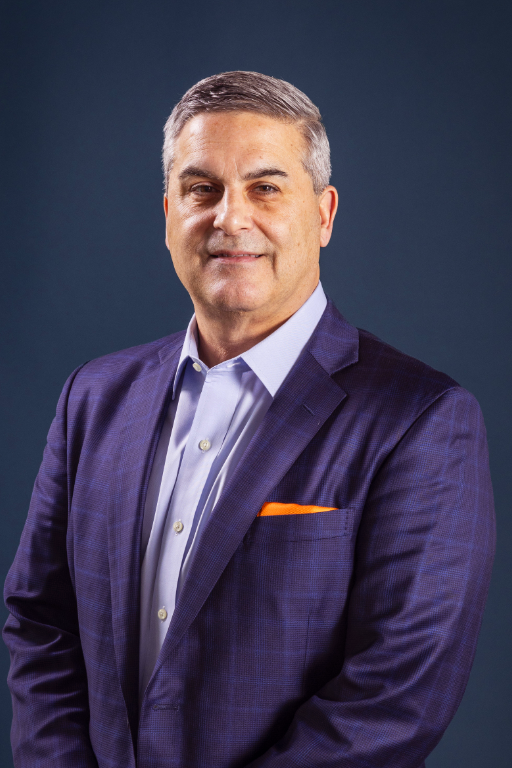 Who is Raul Villar Jr., the CEO of Paycor? | Clay