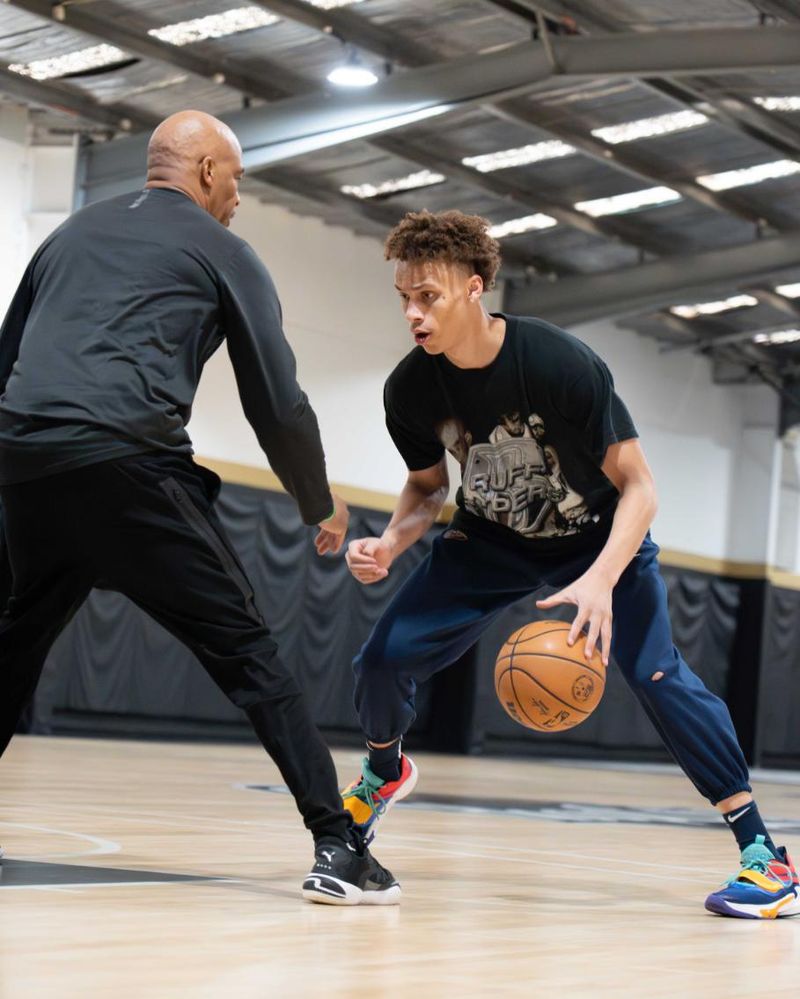 Bookings | Hoop City