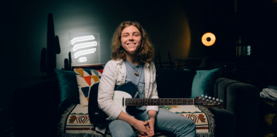 Pickup Music - The World's Best Online Guitar Courses