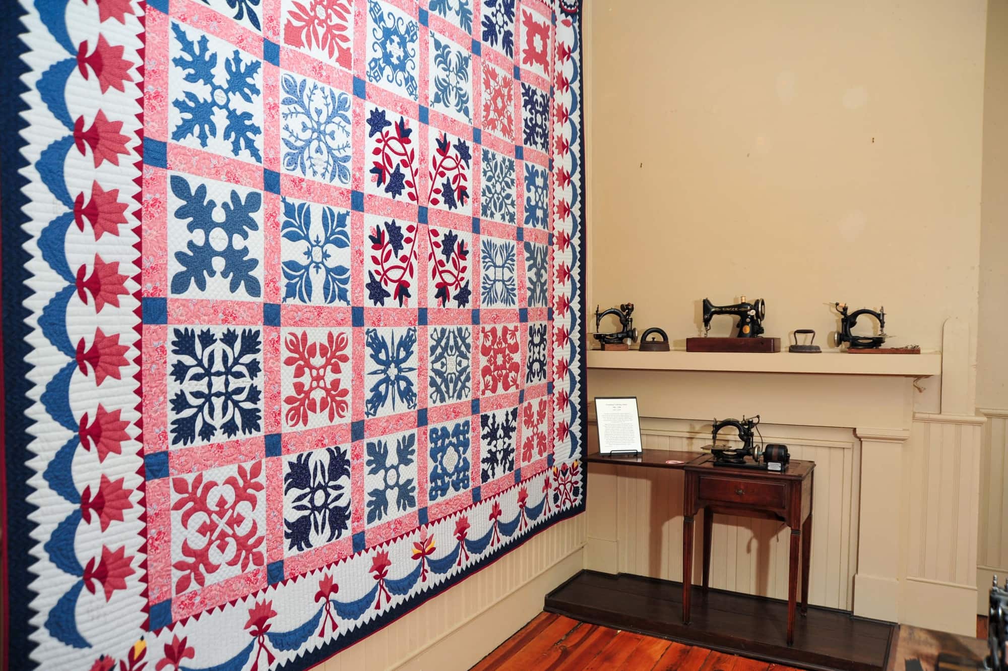 Exhibits - Virginia Quilt Museum