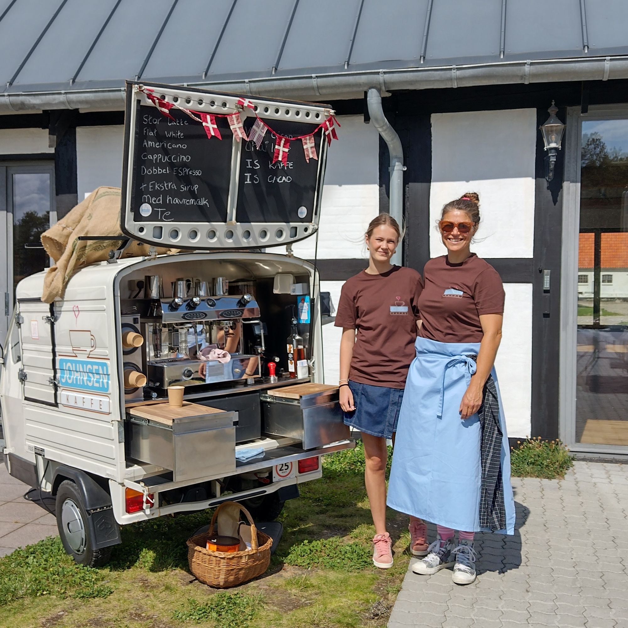 Kaffevogn – Lej en kaffevogn med barista til dit arrangement