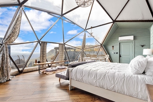 New Honeymoon Treehouse - Bolt Farm Treehouse