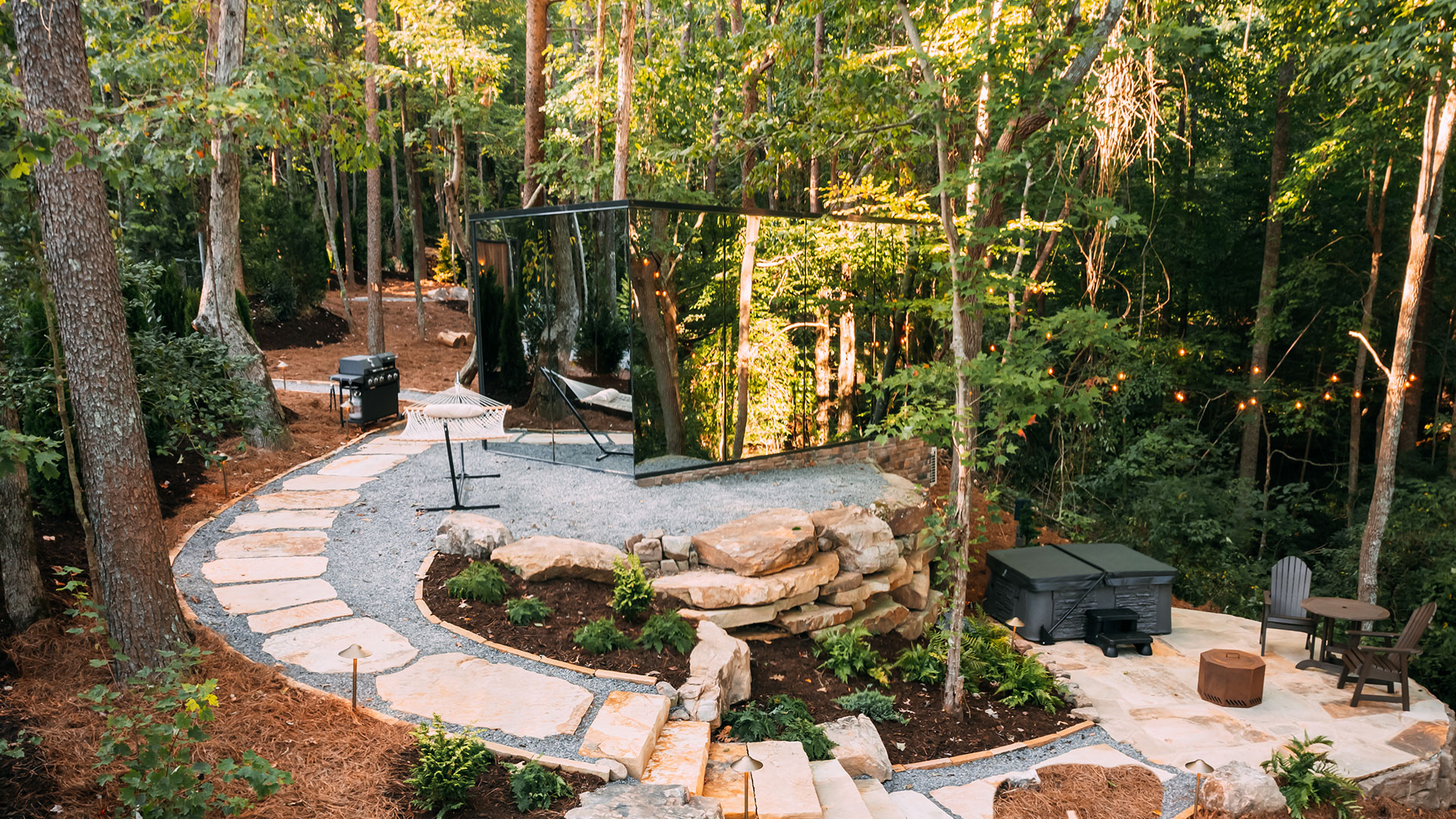 5 Immersive Experiences in Our Mirror Cabins at Bolt Farm Treehouse