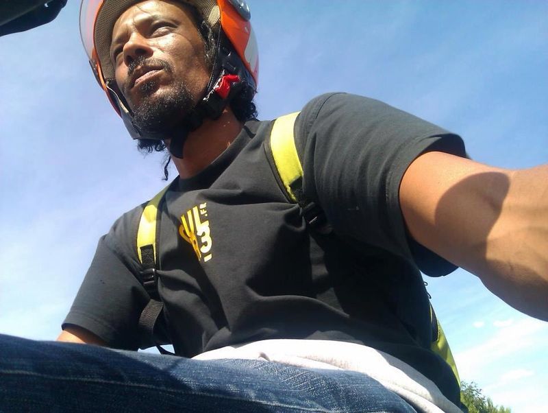 Afrety - Achetez partout dans le monde et recevez au Sénégal.