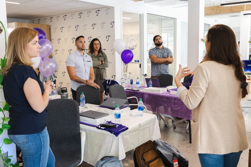 Onboarding Packets 101: Creating the Ultimate Guide for New Hires ...