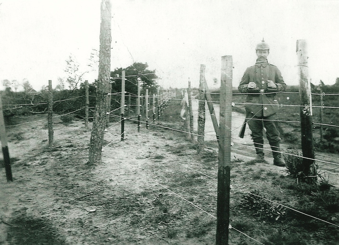 De Dodendraad: Het Nederlandse IJzeren Gordijn ⇻ The Dutch Historian