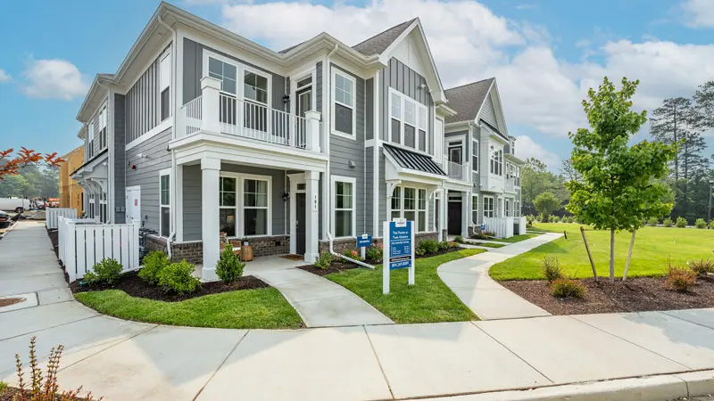 HHHunt • Because it's how you live that matters™