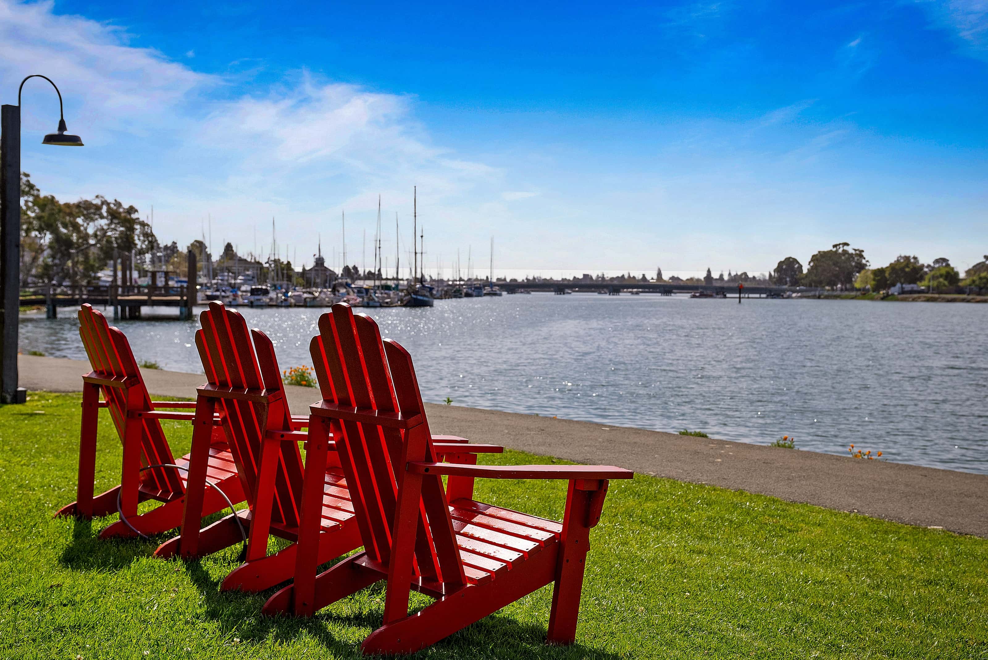 #1 Hotel in Oakland + Breathtaking Views - Executive Inn & Suites