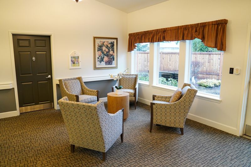 Middlefield Oaks | Assisted Living & Memory Care Cottage Grove