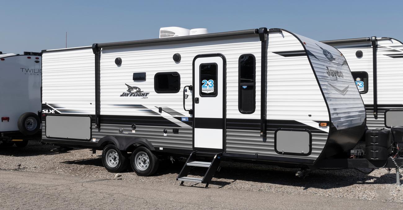 Best RVs For Family Of 4 | RV Rank