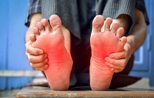 What Are Common Foot Problems in Older Adults? | PrimeCare
