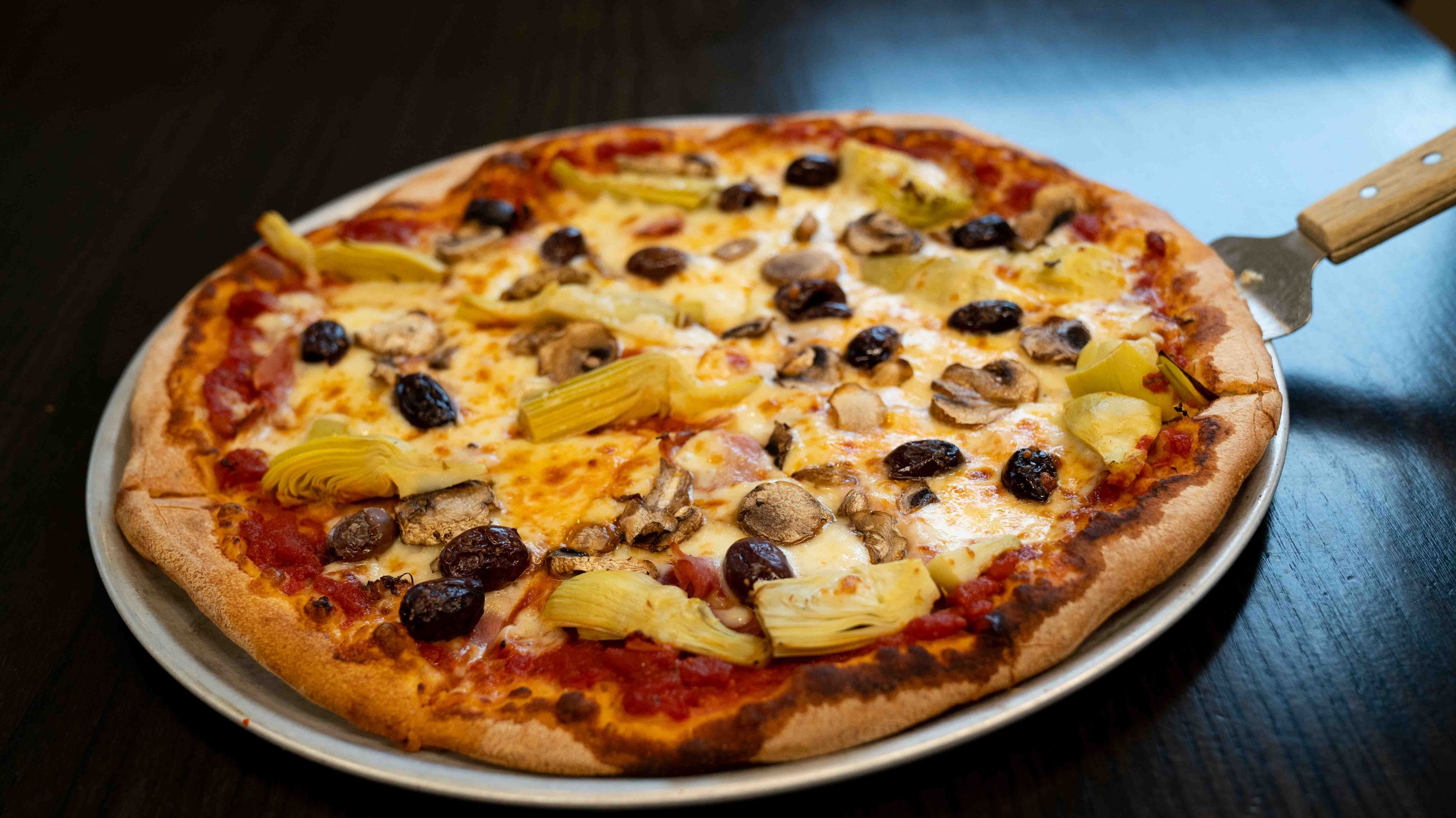 Menu | Licari's Pizza Kitchen