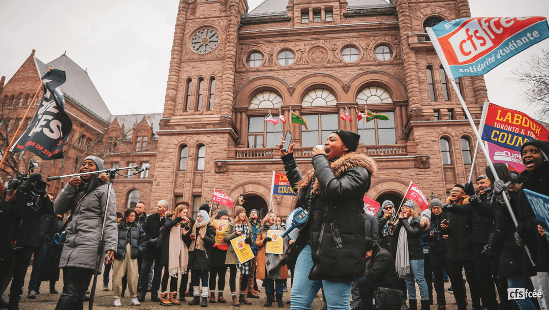 Get your ISIC card today | CFS-FCEE