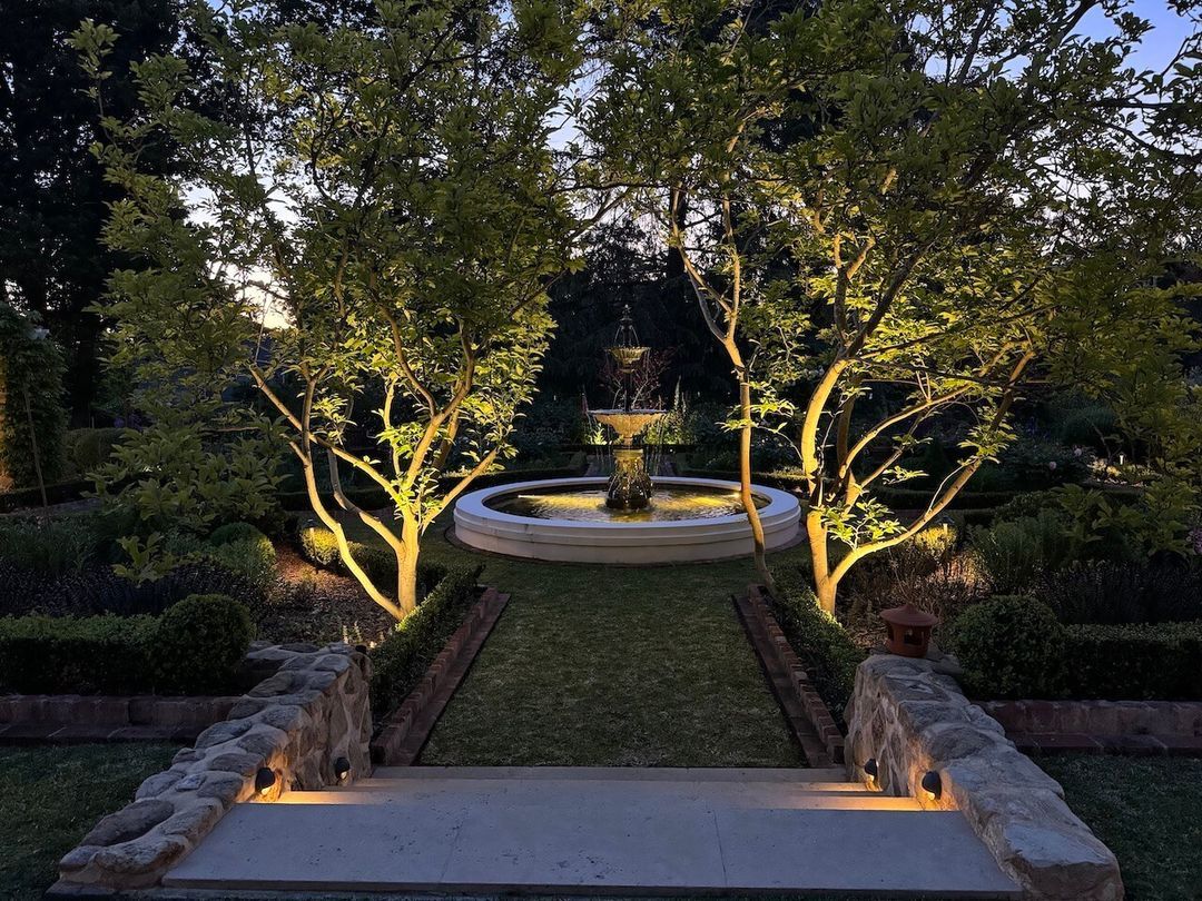 LED Stair Lights | LED Step and Low Wall Lighting | Allera