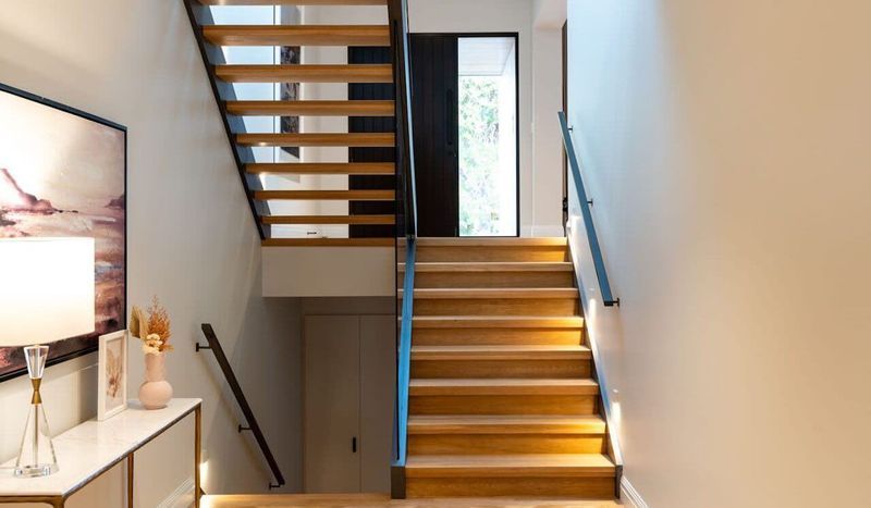 LED Stair Lights | LED Step and Low Wall Lighting | Allera