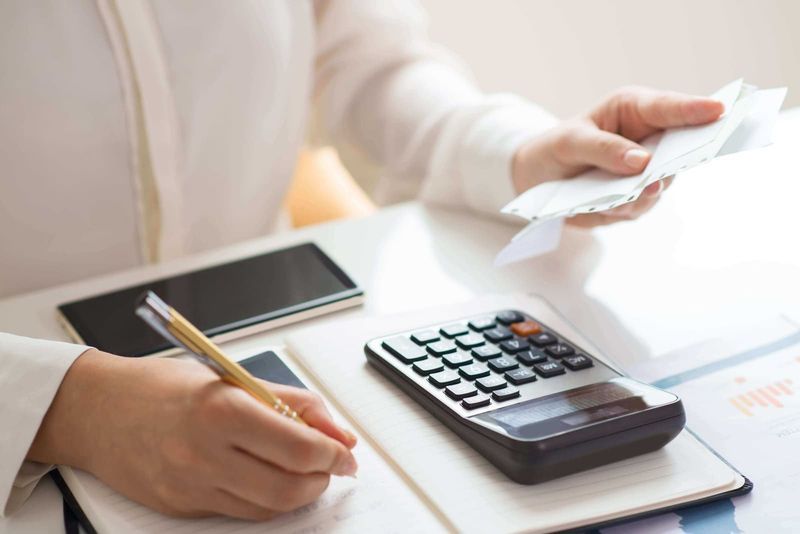 Fund investing: What are trailer fees | Endowus HK