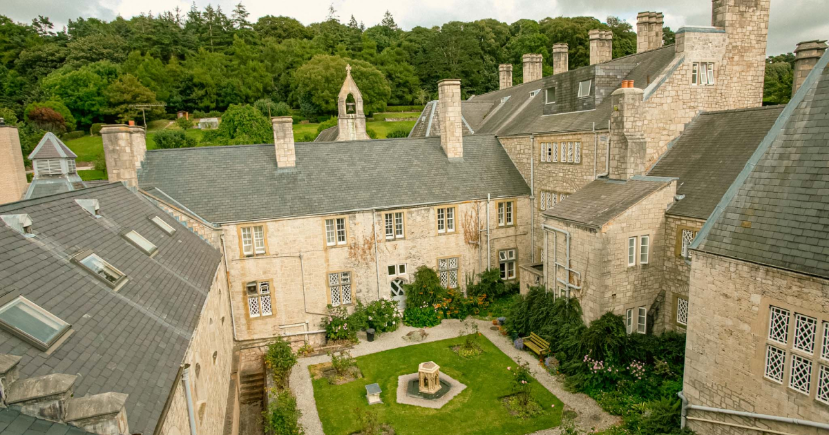Retreats & courses