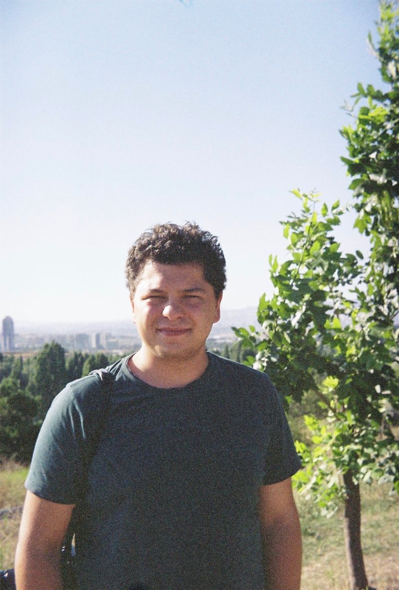 History of the GIF from Steve Wilhite to Giphy - Storyly