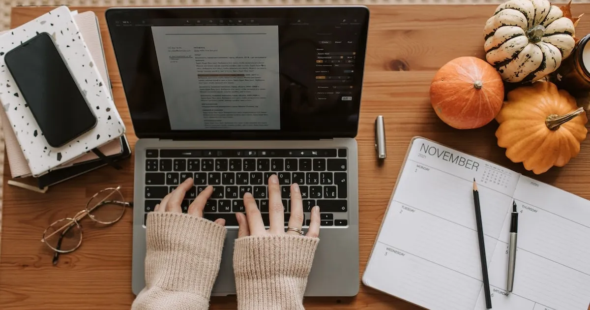 Remote Worker Job Descriptions: Near’s Ultimate Guide