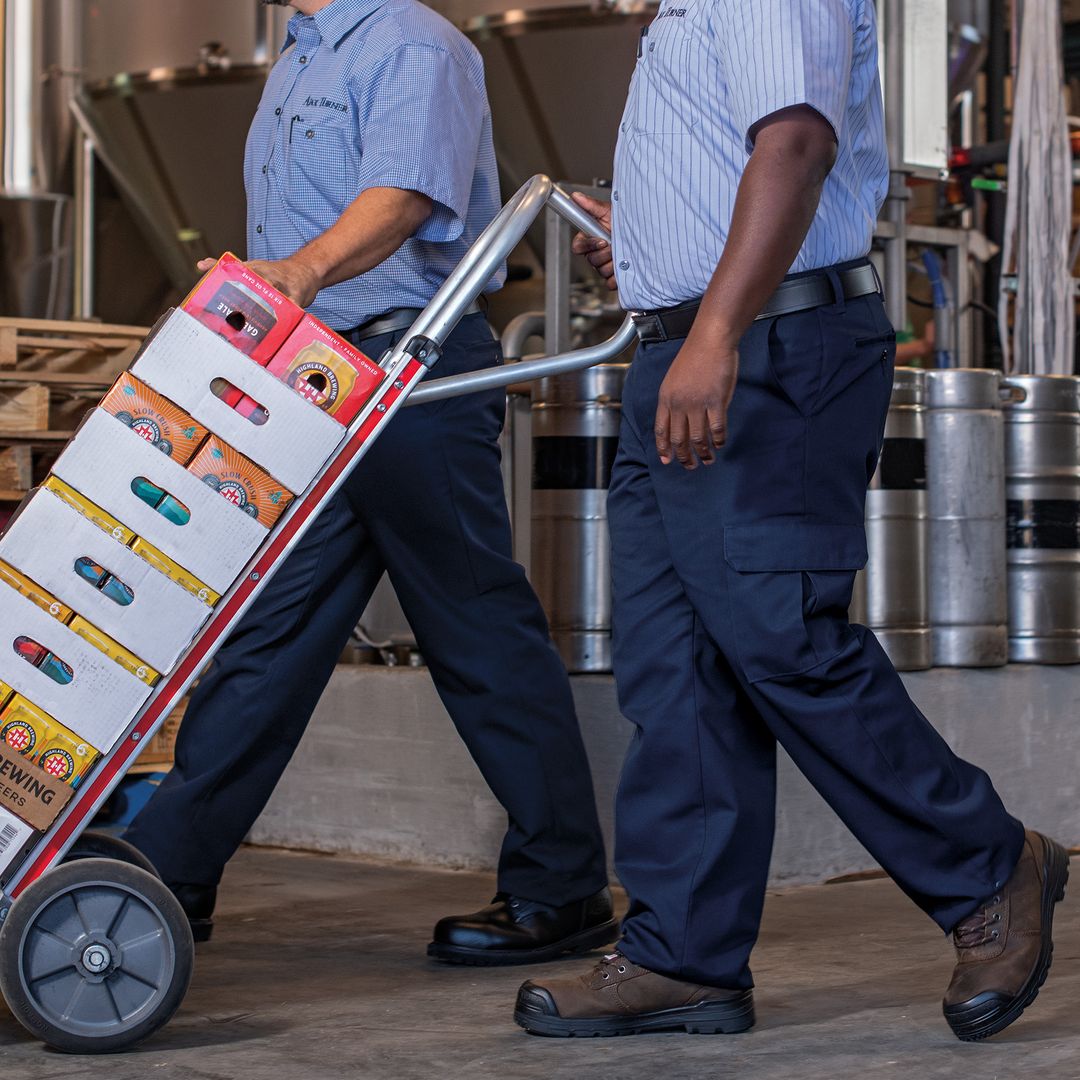 Uniform Rental Services in Winnipeg, MB | Quintex