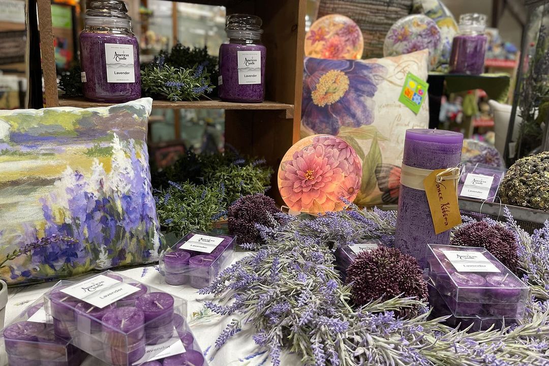 Home | American Candle | Pocono Mountains, PA