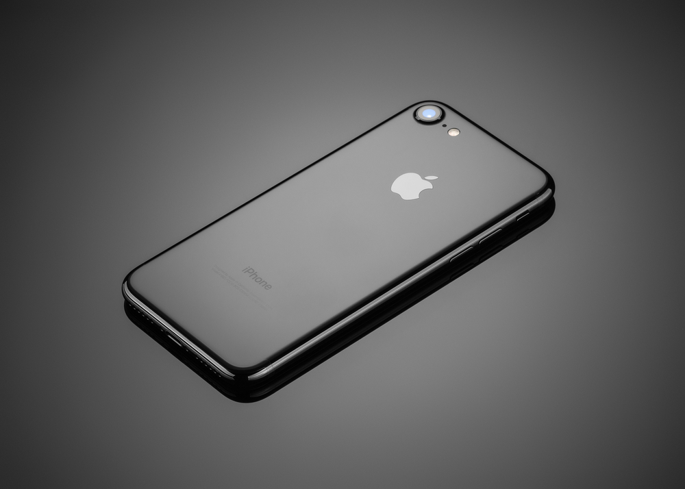 Why Do Cell Phones Have Glass On The Back? | Cellfixx BC