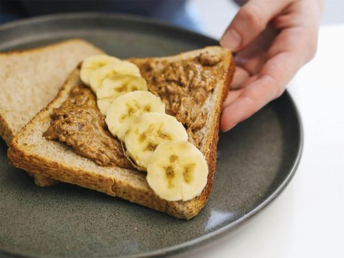 What to Eat Before A Half Marathon | Runna