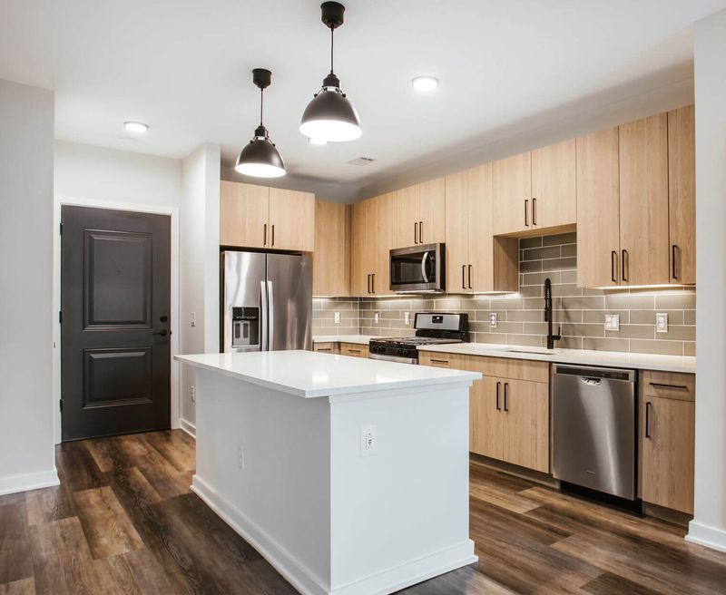 Contemporary Kitchen Cabinets Calgary | Custom Modern Cabinets