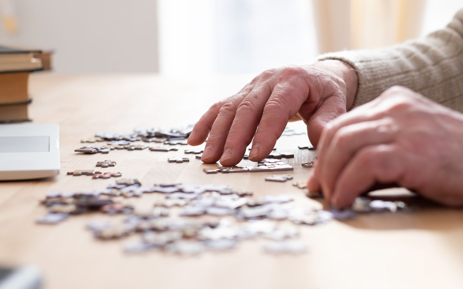 Creative activities for dementia patients. Memory care creativity box ...