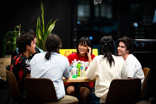 ROK GAMING LOUNGE | LAN Center and Cyber Bar