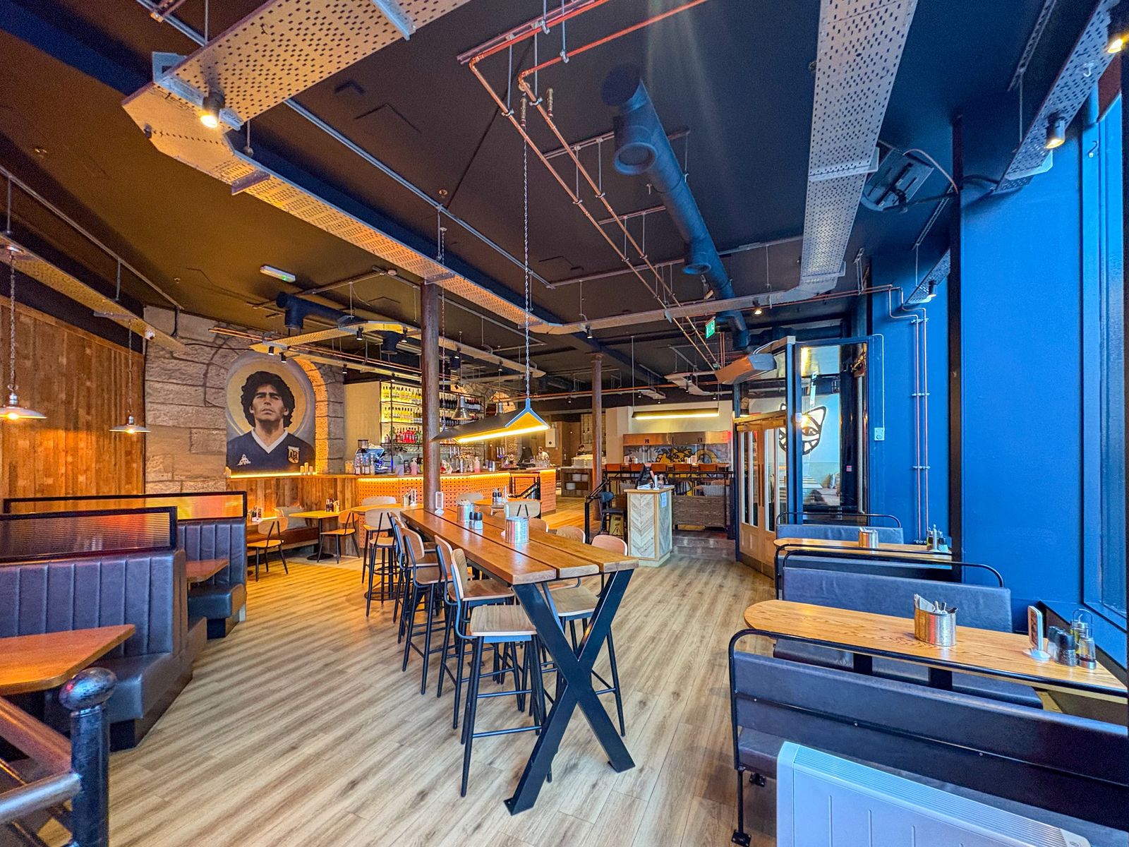 Book Sano Pizza Merchant Square
