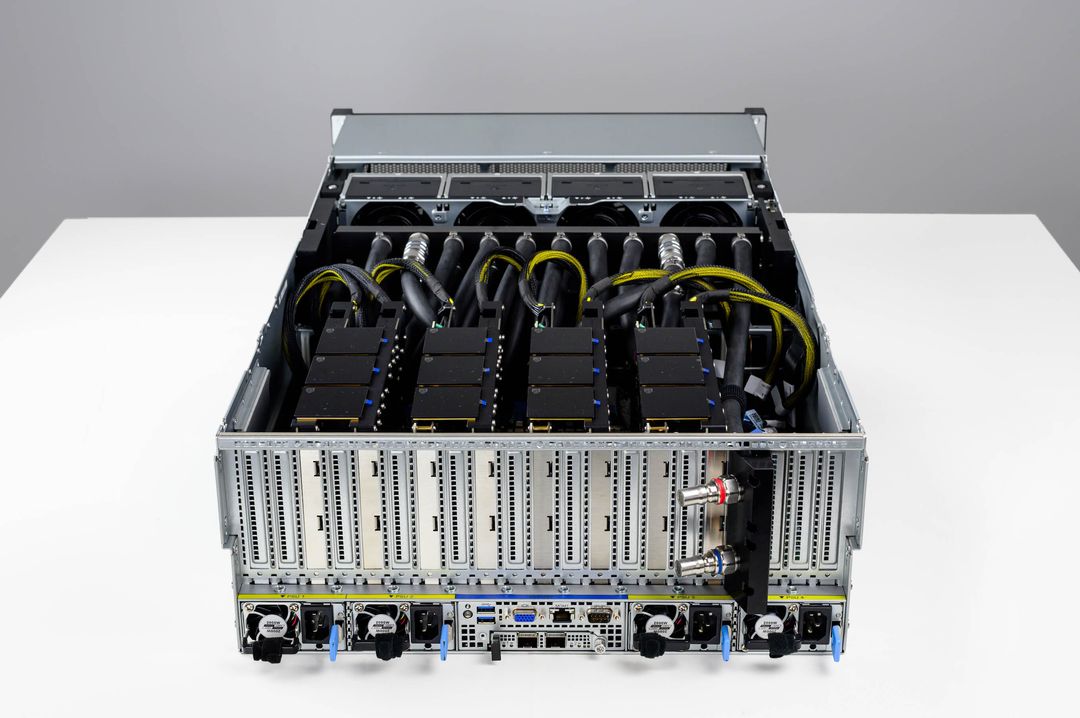 Design Custom Multi-GPU Servers - Comino Grando