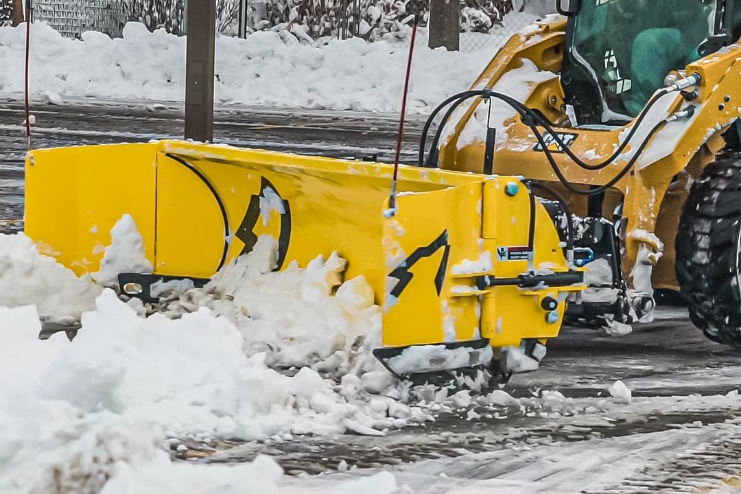 SnowWolf UltraPlow