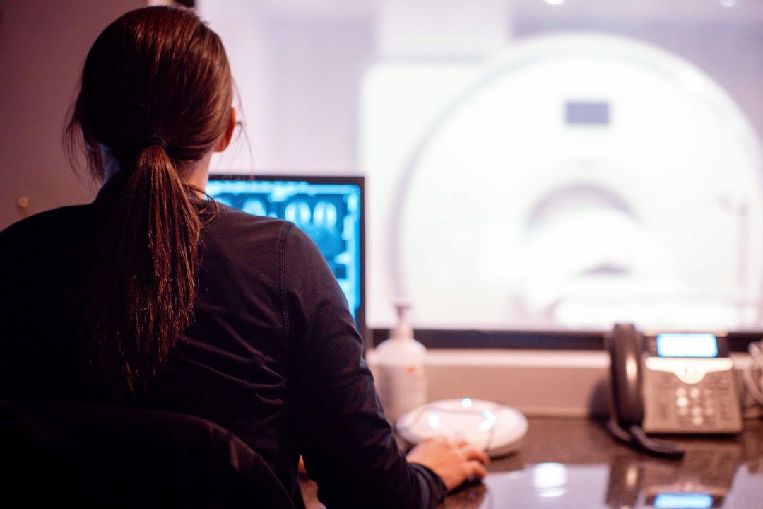 About Us - Advanced Medical Imaging Center