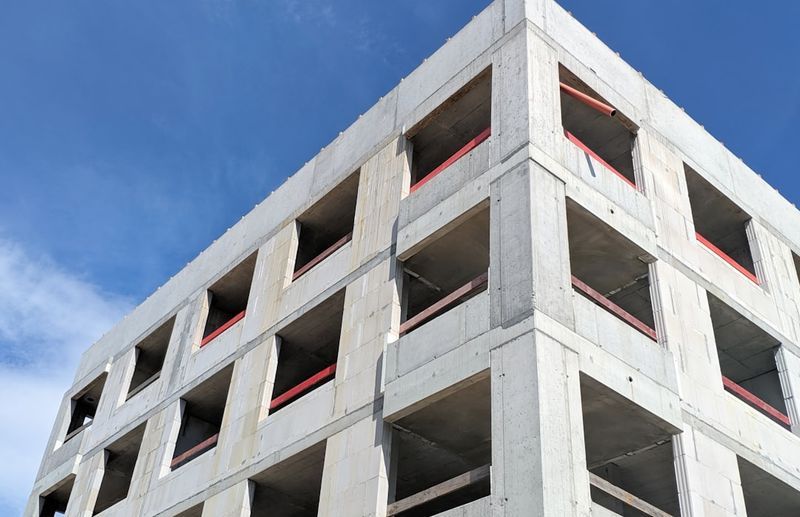 CountBricks Split Face Cinder Block Price Guide for Homes