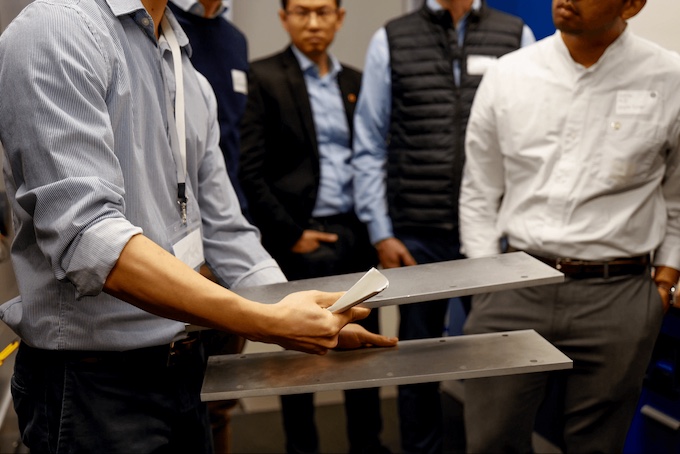 Mechanistic calendar aging model for lithium-ion batteries | TWAICE