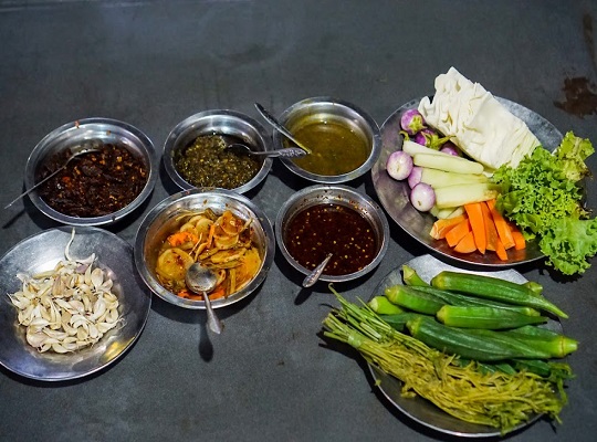 How We Make The Delicious Myanmar Ngapi : Shrimp & Fish Paste
