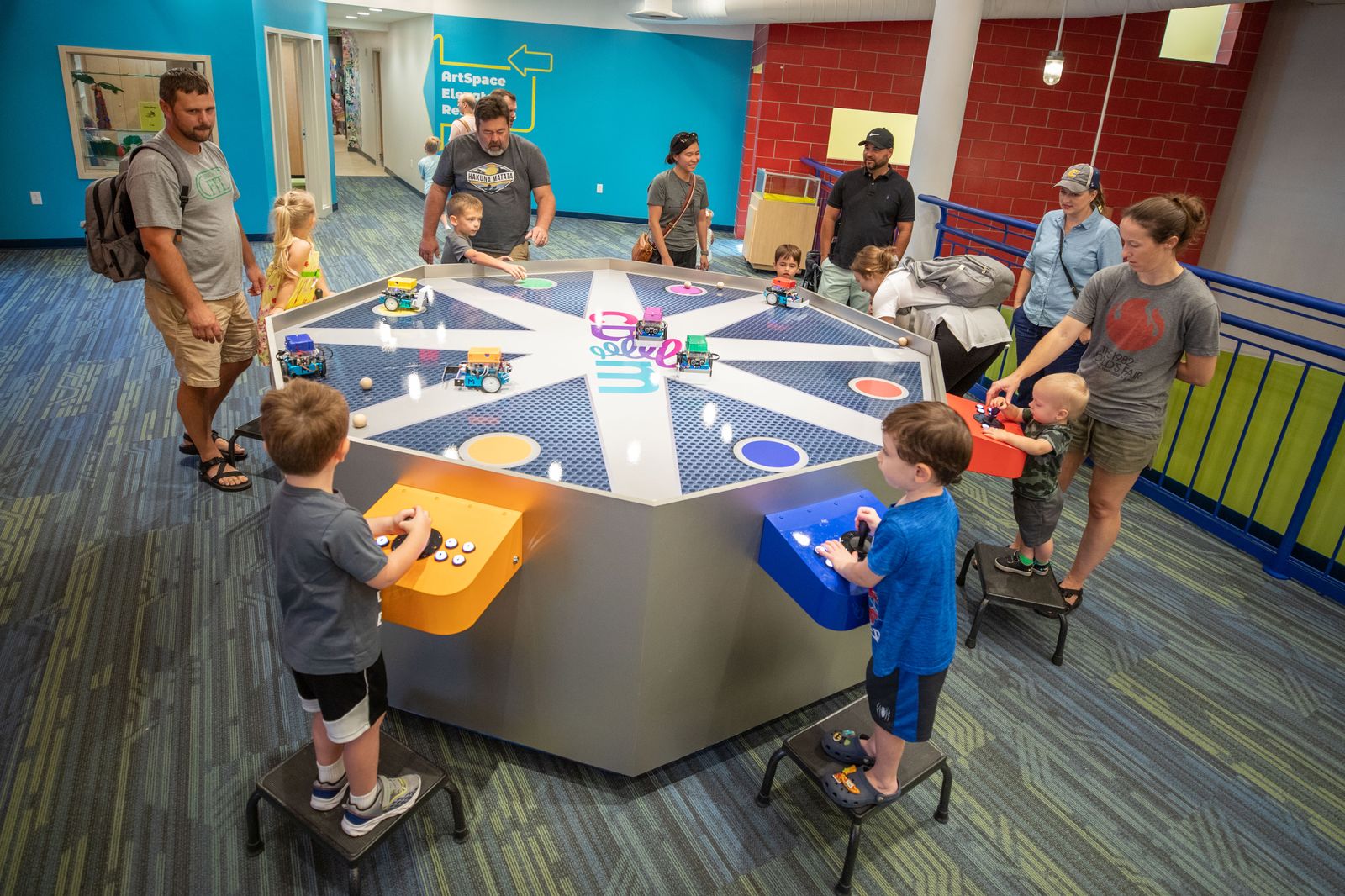 Visit Creative Discovery Museum